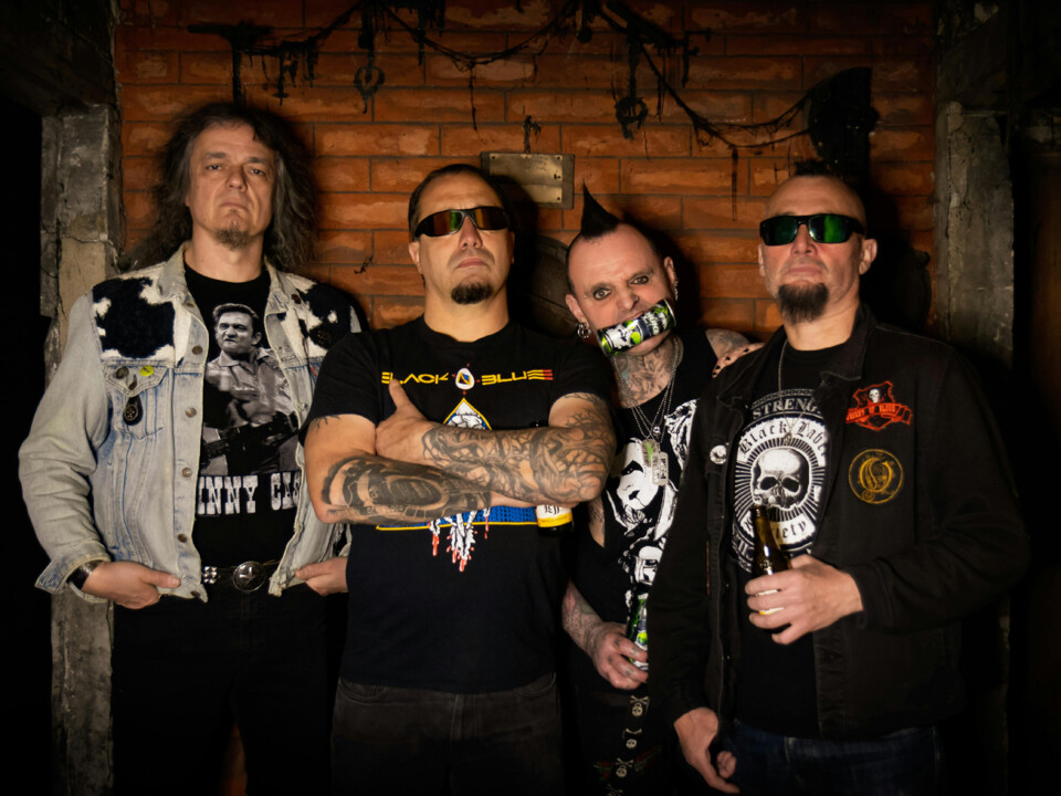 "Crazy Zone" é o novo vídeo para os WHISKY OF BLOOD! "Diablesse Of ...